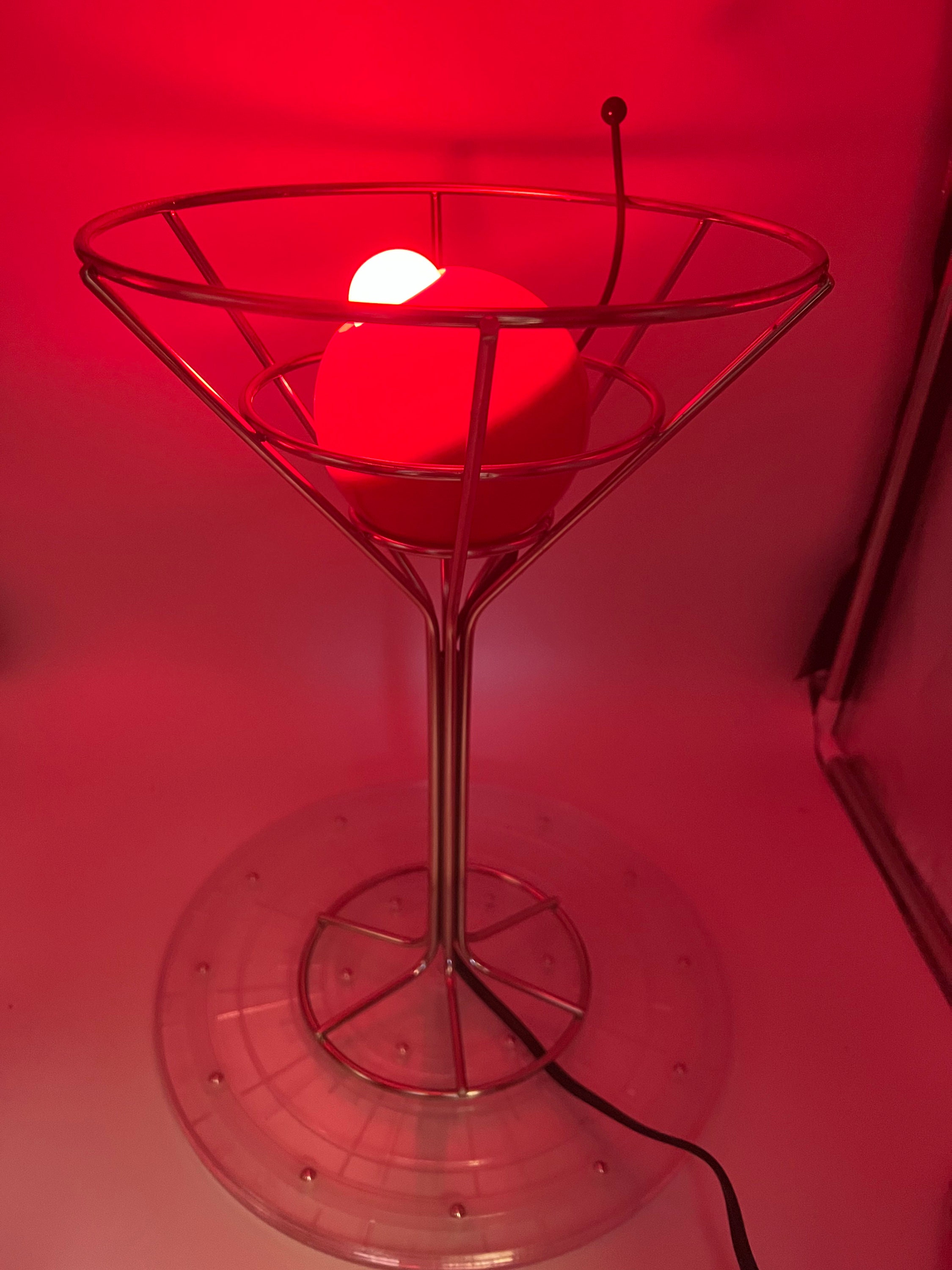 Vintage Mid-century 1950s Style Pop Art Manhattan Cocktail Lamp With ...