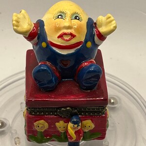Vintage Nursery Rhyme Humpty Dumpty Porcelain Hinged Box With A Kings ...