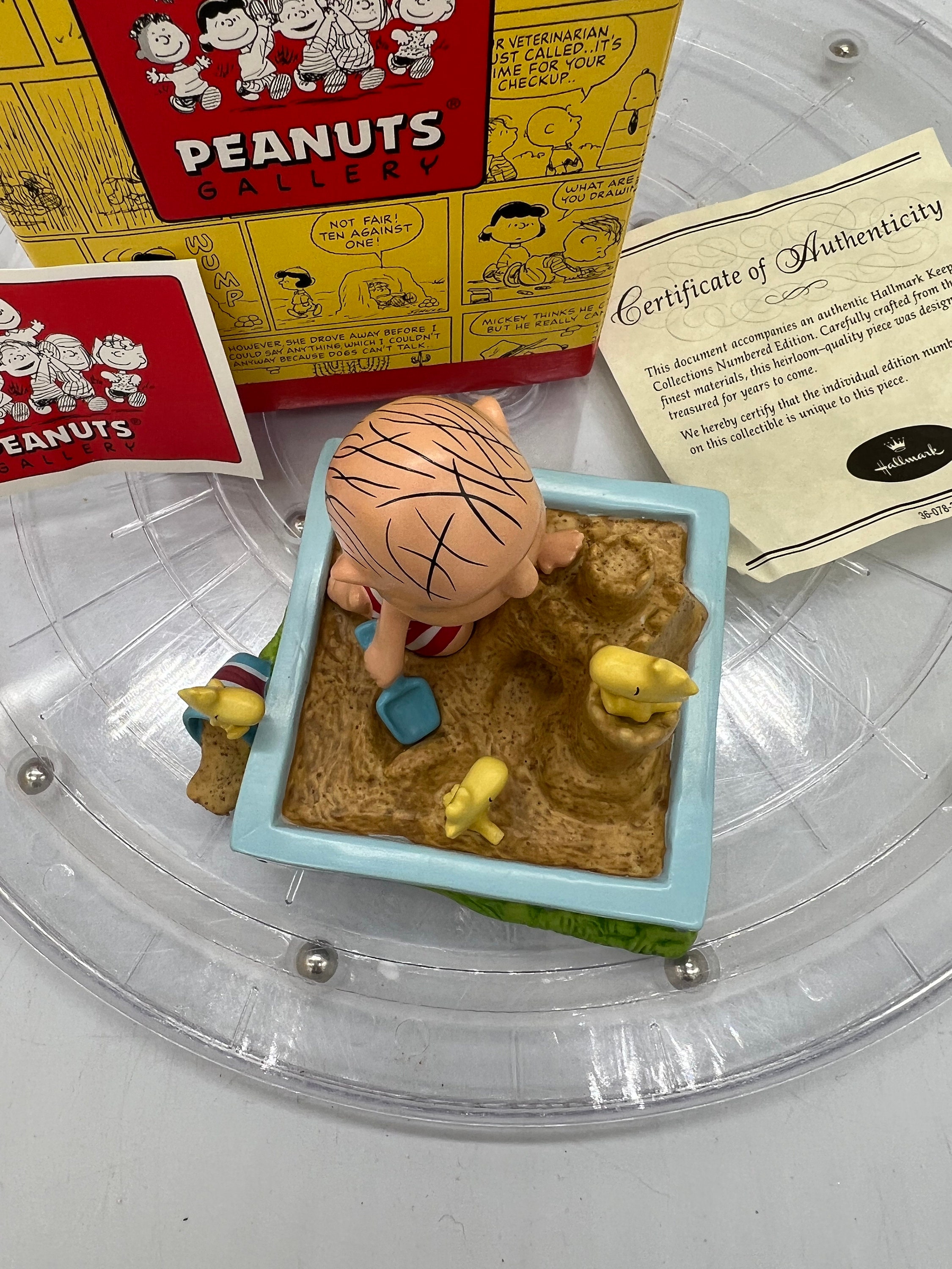 2000 Ceramic Peanuts Hallmark Cards Peanut Gallery King of the Sandbox ...