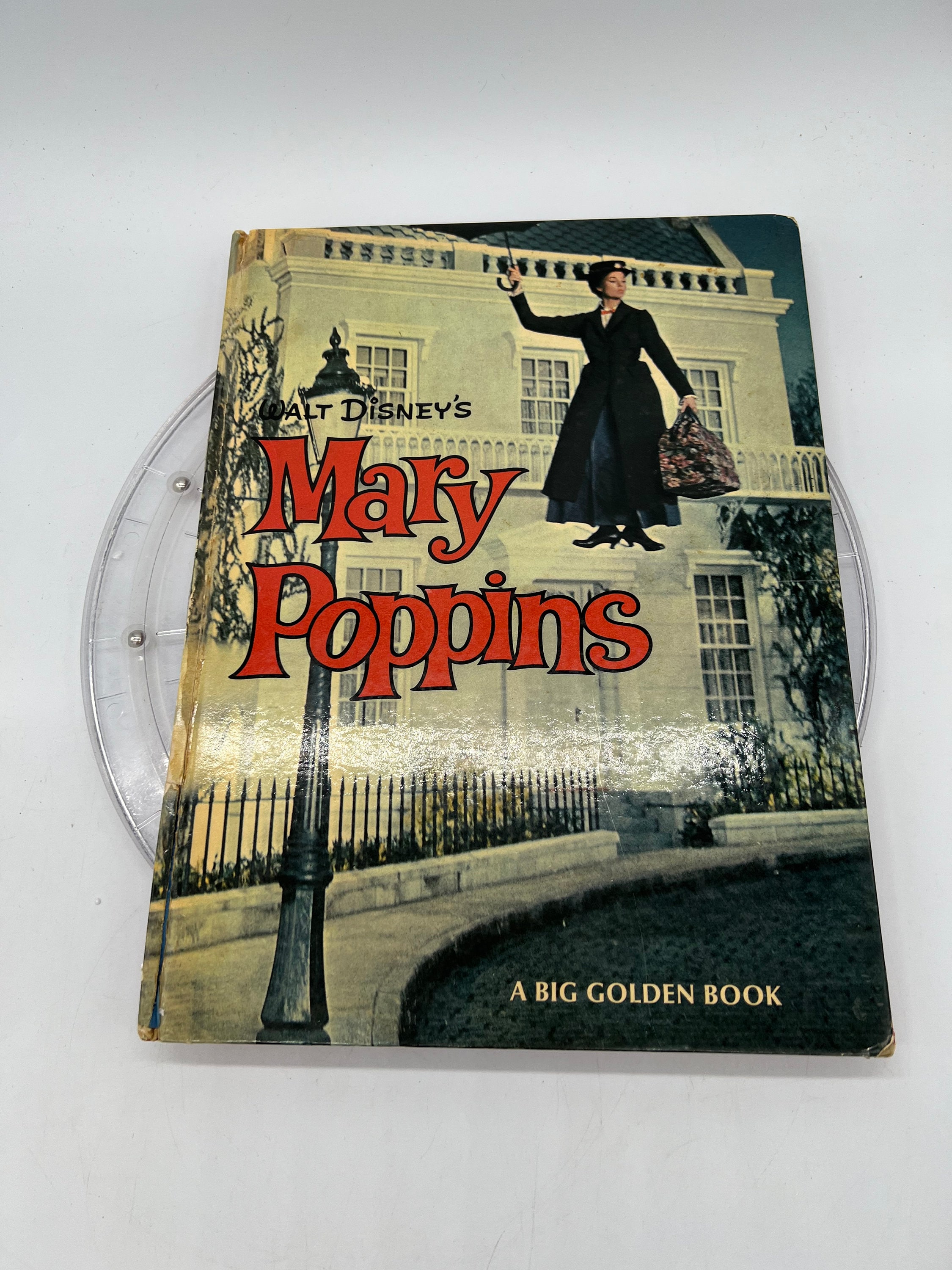 Mary Poppins The Complete Collection Book