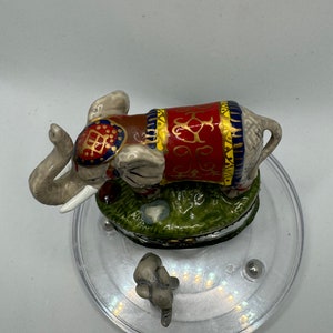 Vintage Asian Elephant Maximus Porcelain Hinged Box With Elephant ...