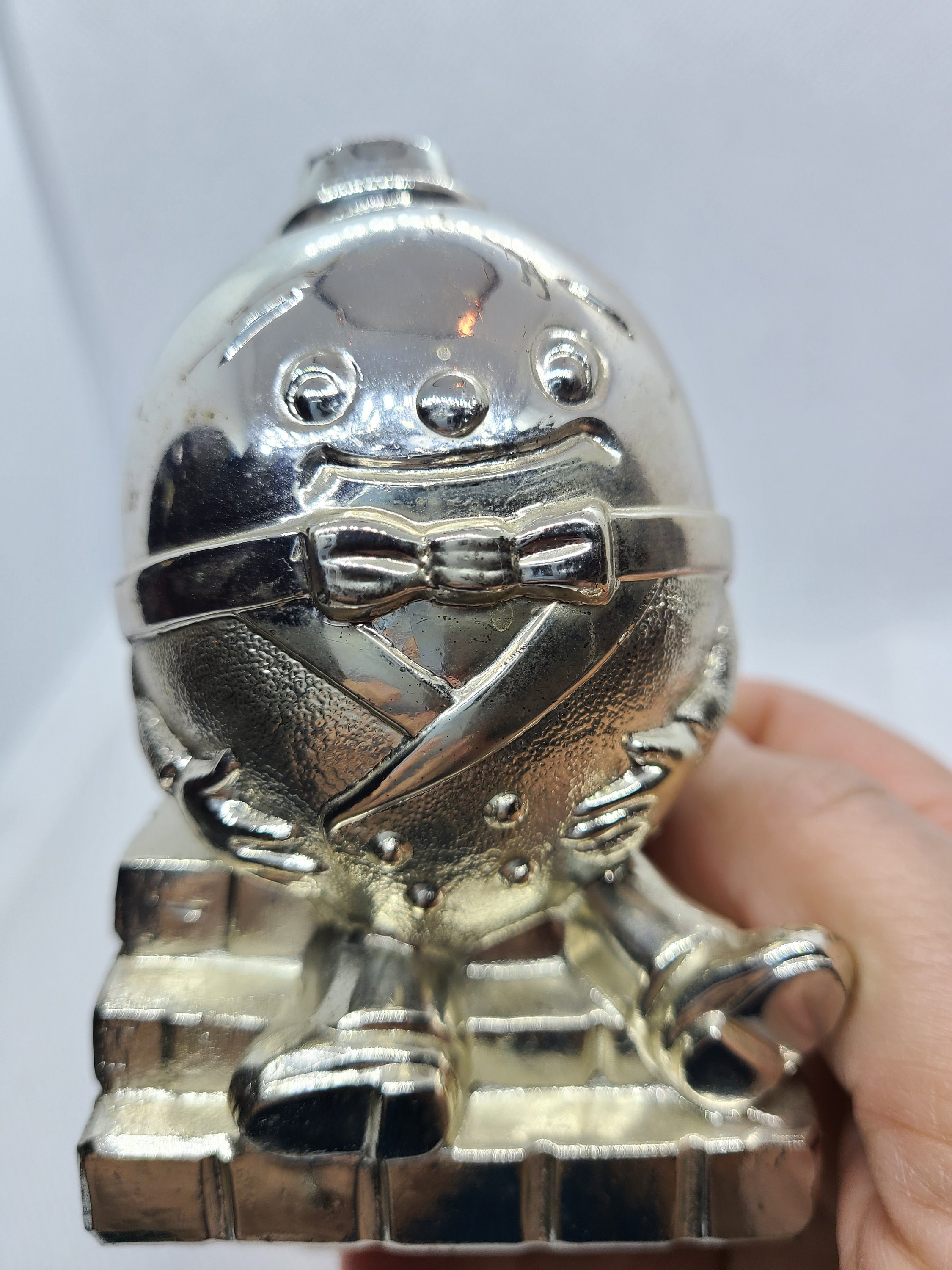 Vintage Metal Humpty Dumpty Bank, Made in Japan, Humpty Dumpty, Egg ...
