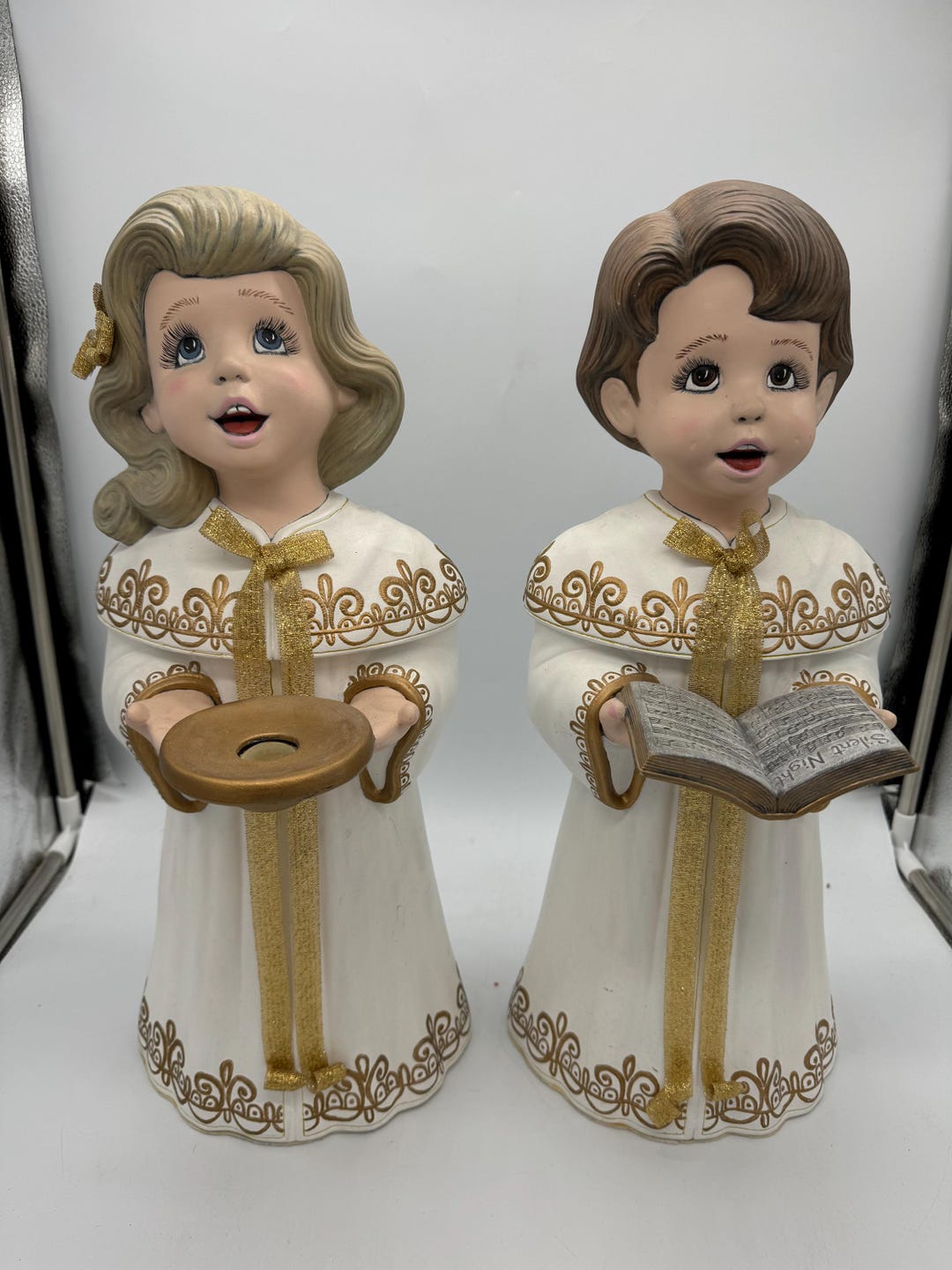 Hand Painted Ceramic Choir Children Statues: Christmas Decor (18 Inches ...