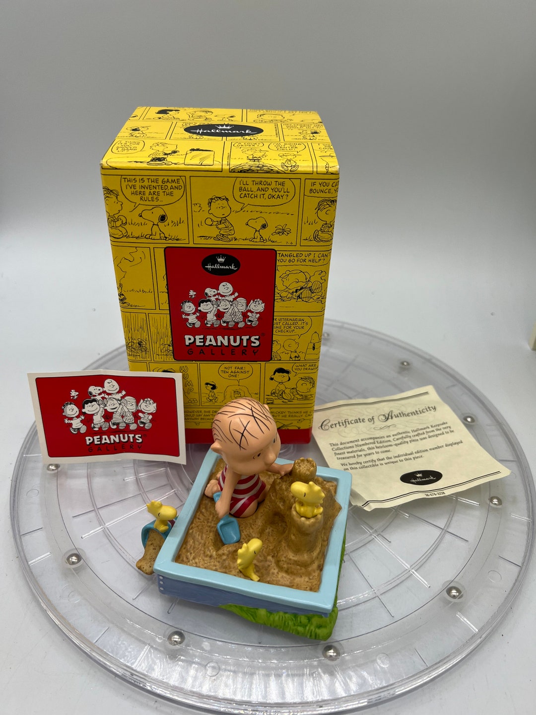 2000 Ceramic Peanuts Hallmark Cards Peanut Gallery King of the Sandbox ...