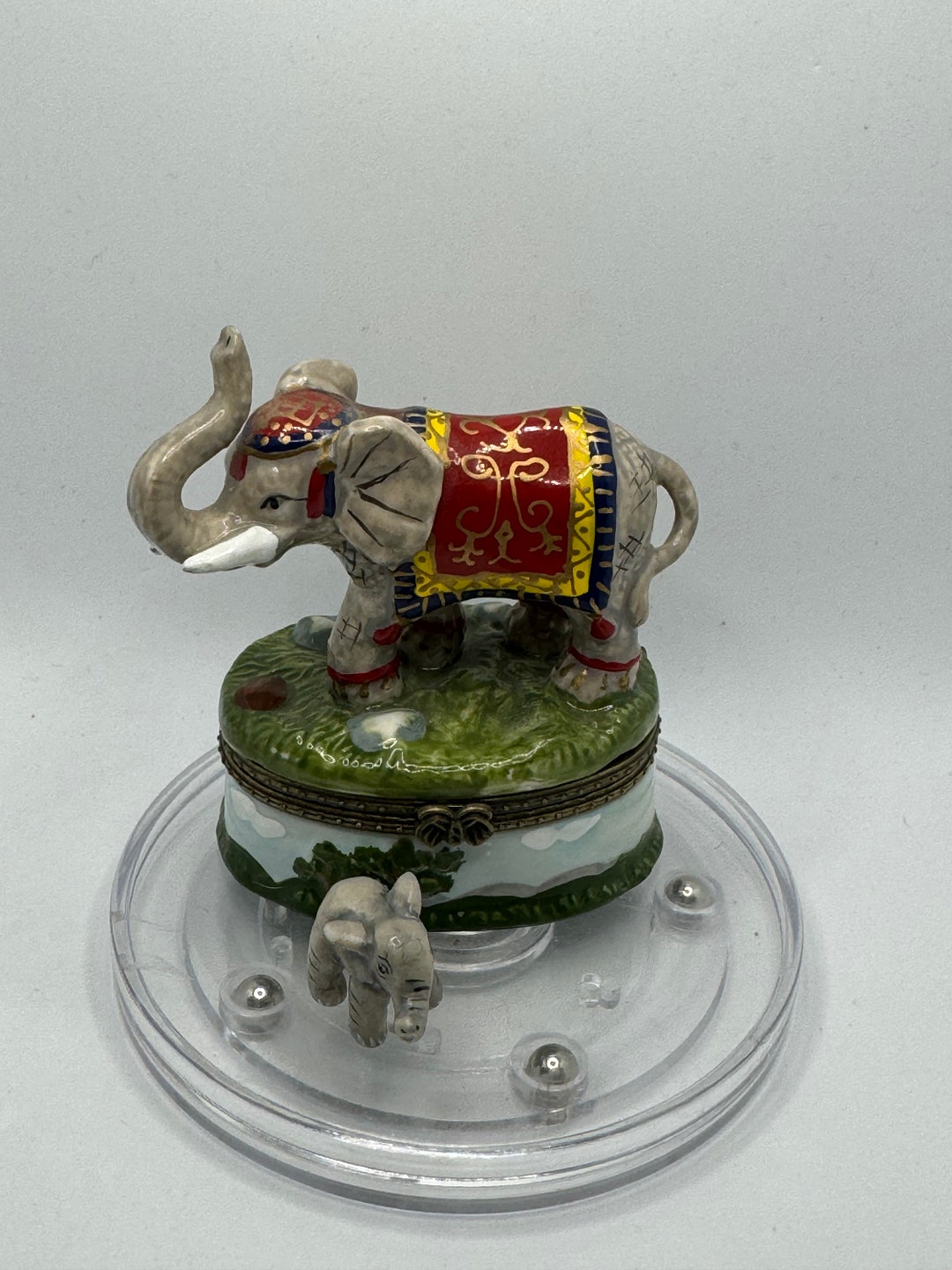 Vintage Asian Elephant Maximus Porcelain Hinged Box With Elephant ...