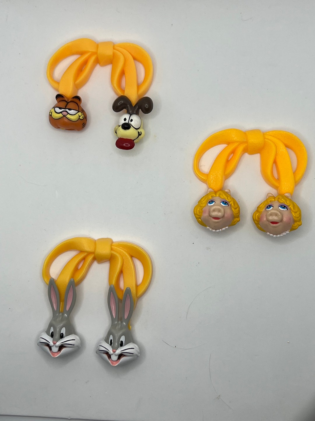 Drawstring Iglet Accessories Bugs Bunny, Garfield and Odie, Miss. Piggy ...