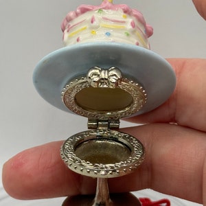 Birthday Cake Porcelain Hinged Box With Present Trinket. - Etsy