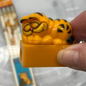 Vintage Garfield Pencils New in Pack. Pack of 4 Plus Garfield Pencil ...