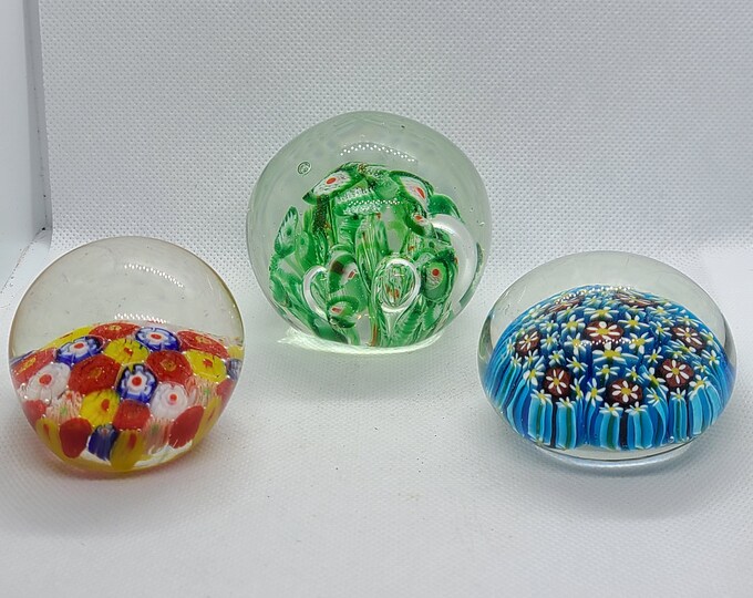 Gorgeous Vintage Made in Japan Glass Paperweights. Collectable Glass ...