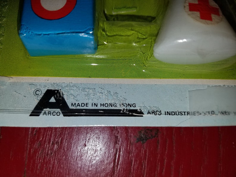 Vintage Arco Toy First Aid Kit made in Hong Kong. Vintage | Etsy