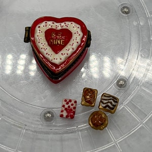 Gorgeous Valentine’s PHB Trinket Box With 3 Chocolate Candy Trinkets ...