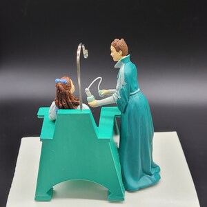 Vintage Hallmark Keepsake Wizard of Oz Christmas Ornaments. Enerald ...