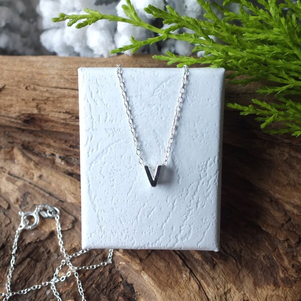 V Necklace - Etsy