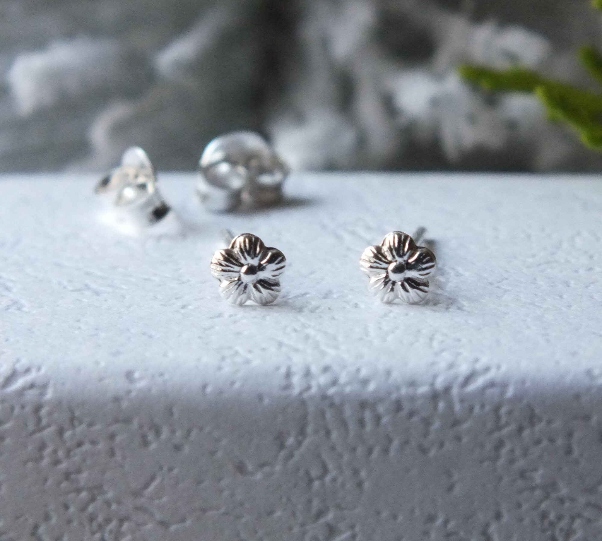 Sterling silver flower studs tiny flower studs dainty silver | Etsy