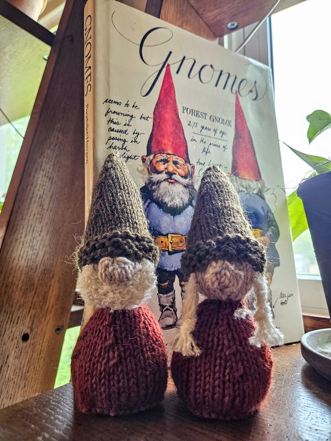 Gnome Knitting PATTERN - Etsy