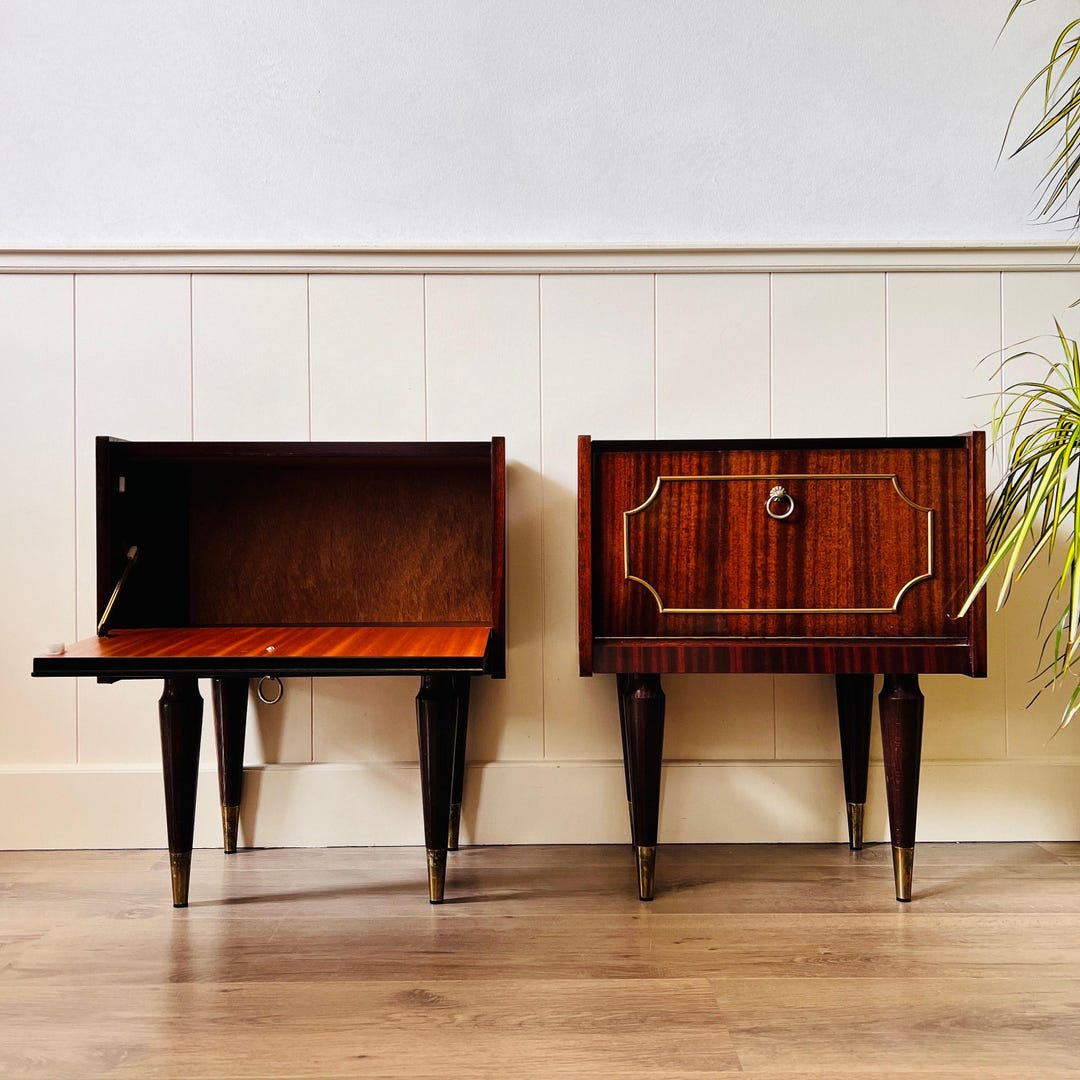 Pair of Wood Veneer Nightstands From the 1980s, Sleek Bedside Tables or ...