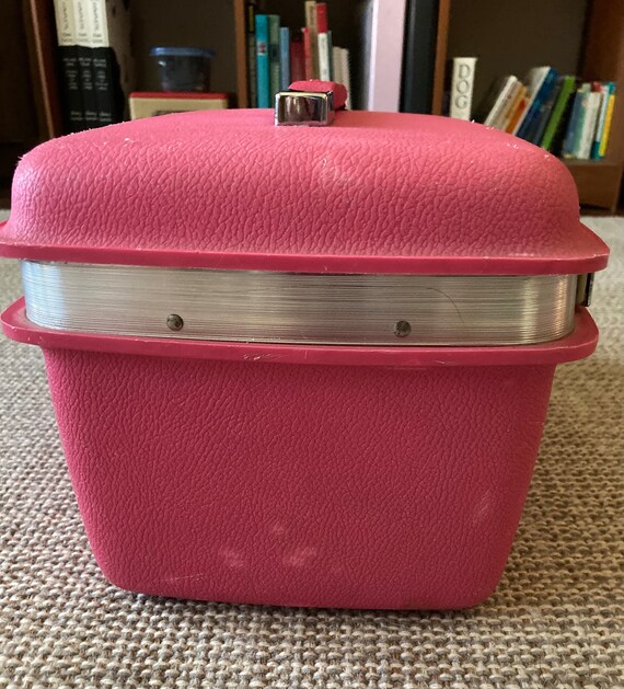 Vintage Pink Samsonite Saturn Train Case - Gem