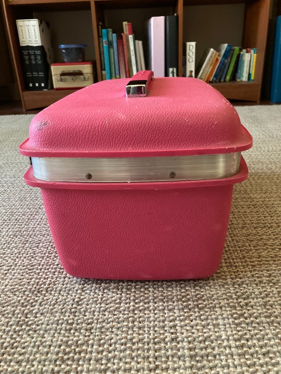 Vintage Pink Samsonite Saturn Train Case - Gem