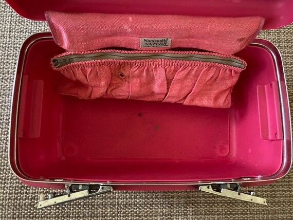 Vintage Pink Samsonite Saturn Train Case - Gem