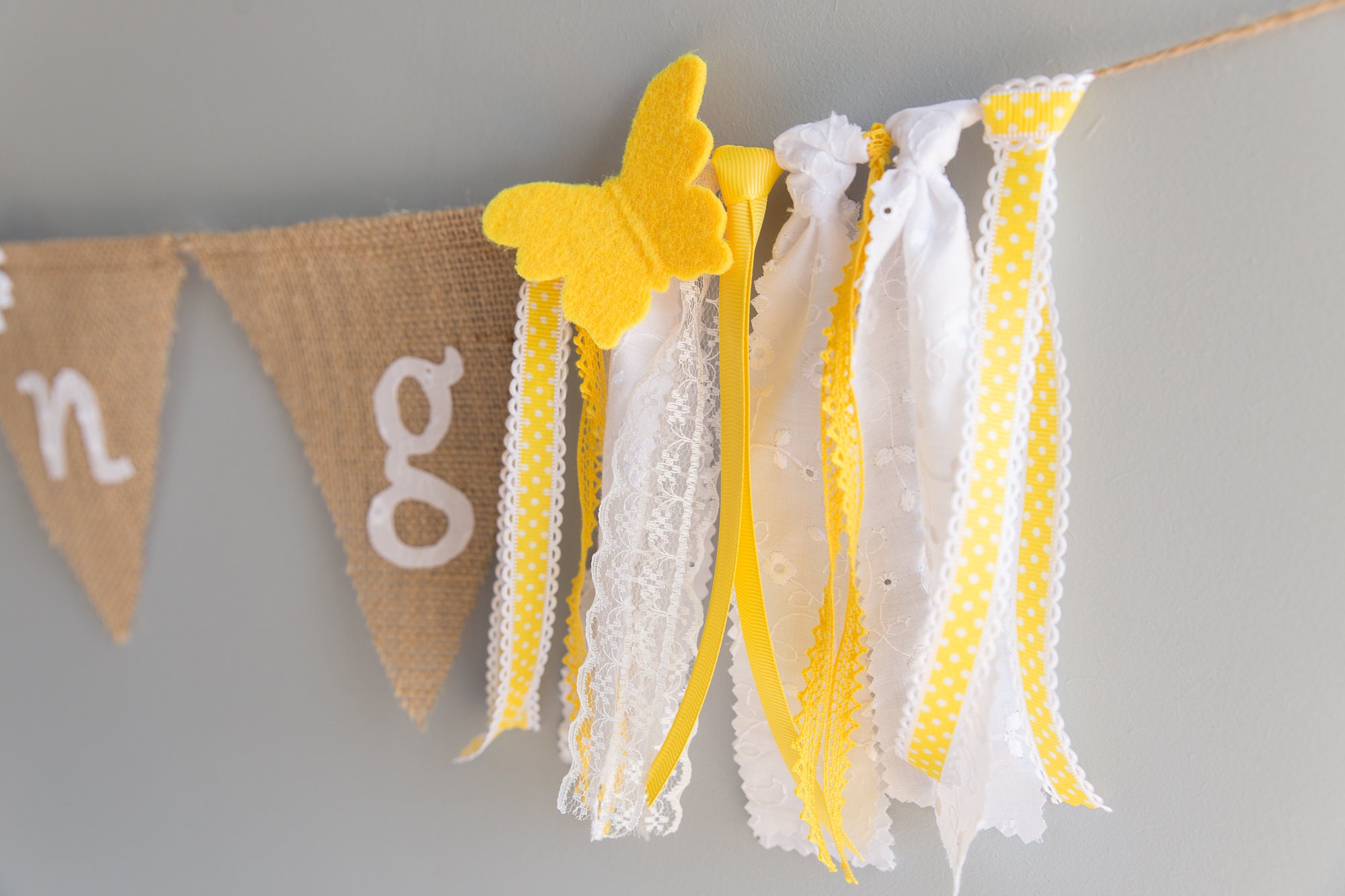 Spring Personalized Name Banner With Little Daisy Flowers | Etsy