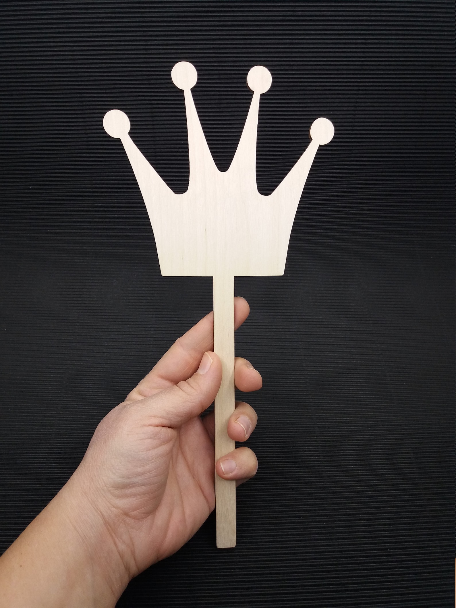 Crown Shape Wood Cut Out Unfinished Wooden Crowns Party Decorations ...
