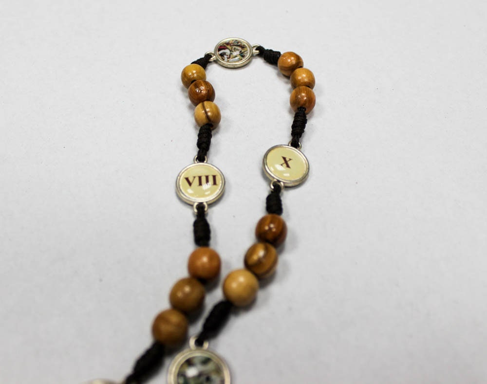 Chaplet of the Way of the Cross Olive Wood Beads Stations of - Etsy