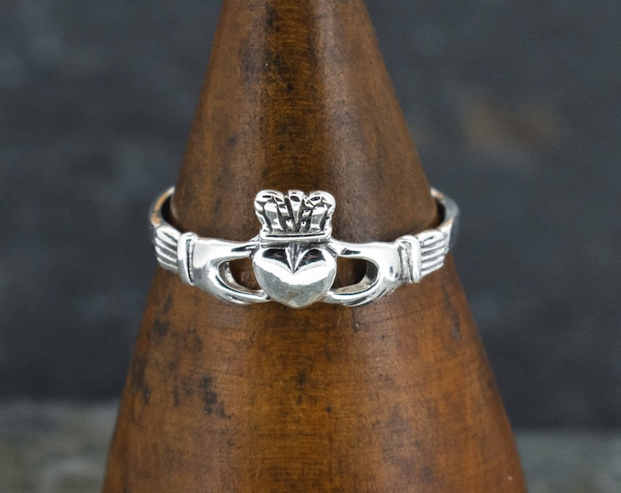 Braided Sterling Silver Claddagh Ring: Irish Love & Loyalty - Etsy
