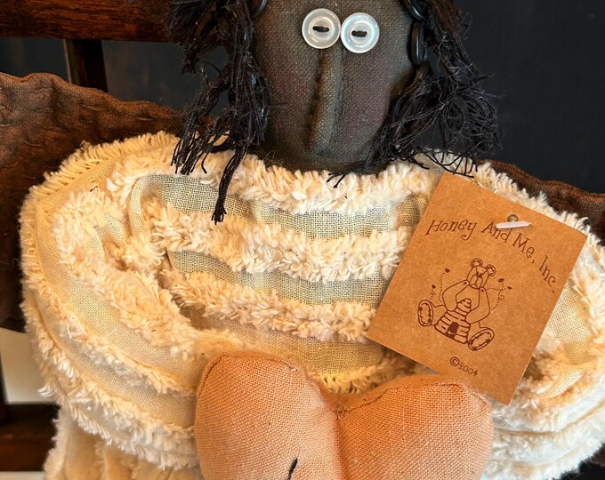 2004 New Old Stock Honey and Me Primitive Angel With Heart Shaped “be ...