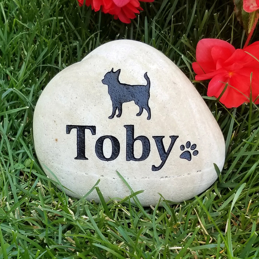 Dog Memorial Stone for Garden. Personalized Pet Memorial Stone, in ...