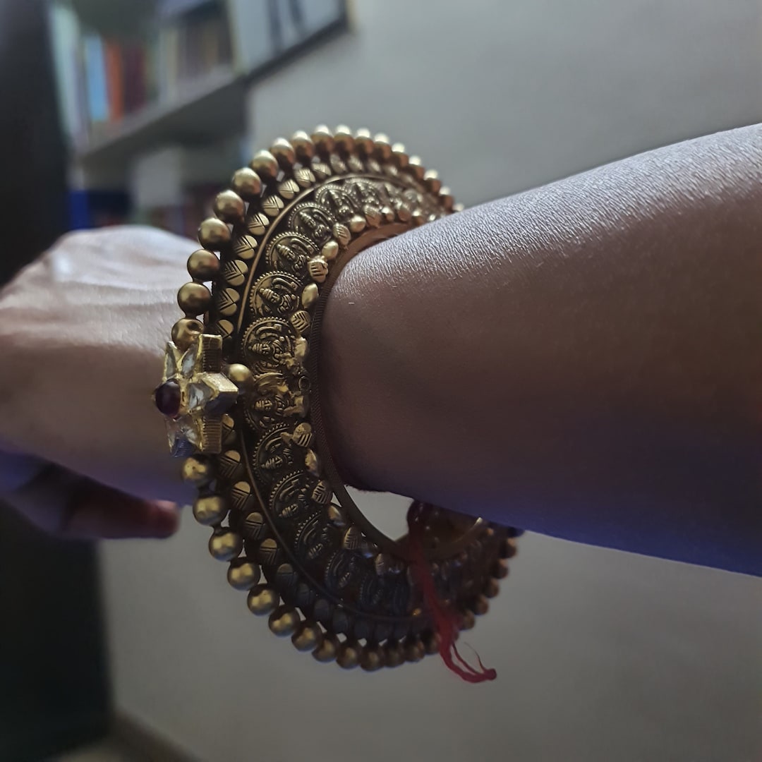 22k Gold Temple Jewelry Bangle Bracelet Pair South Indian Jewely ...