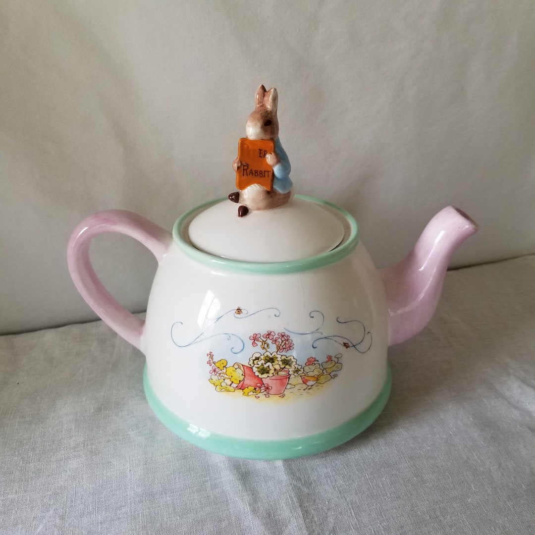 Peter Rabbit Easter Teapot Cute Pastel Colors by Teleflora, Collectible ...