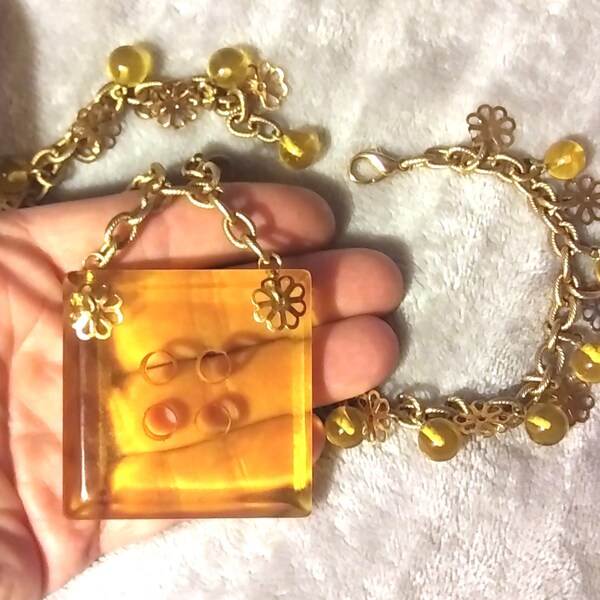 Prystal Bakelite - Etsy