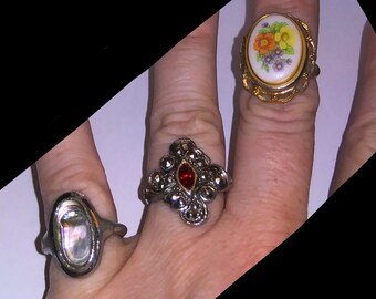 Avon Vintage Ring - Etsy