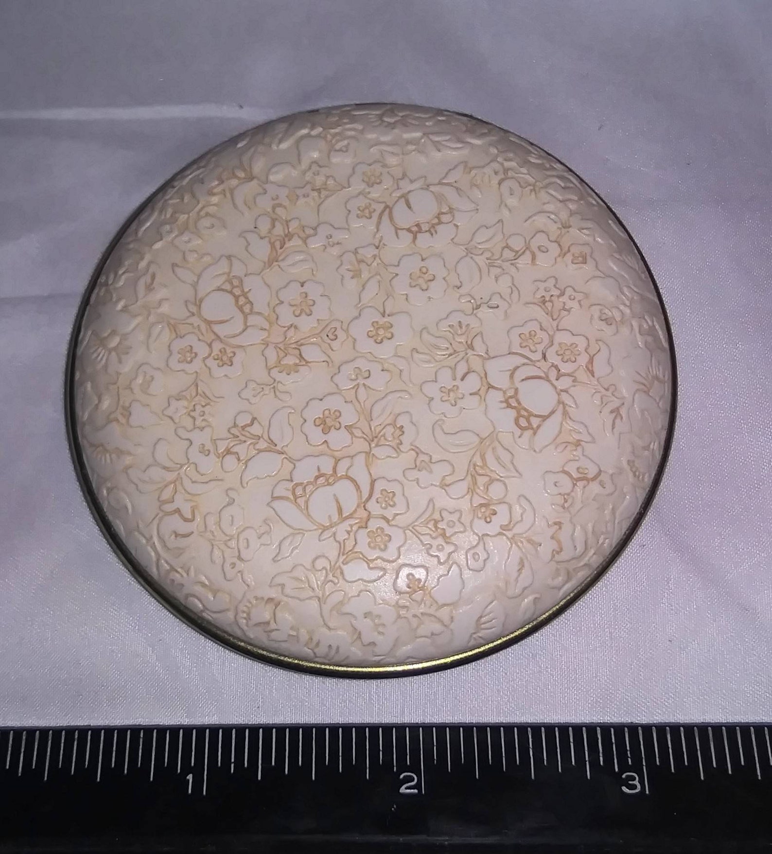 Ornate Vintage Faux Ivory Molded Plastic Avon Facial Powder | Etsy