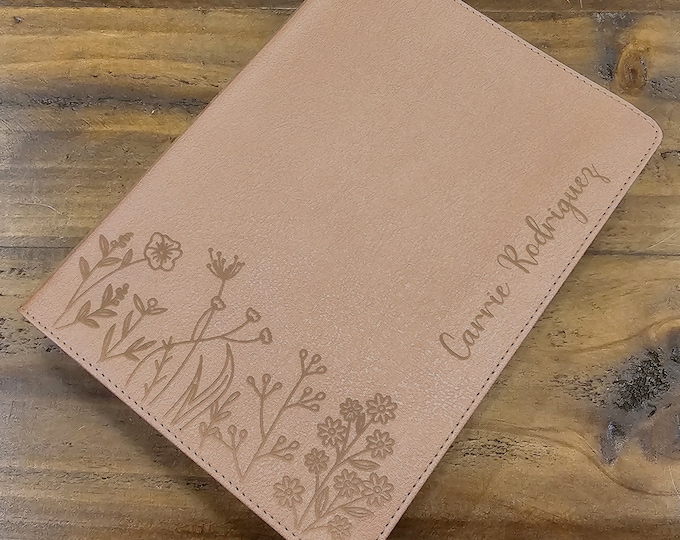 Dainty Wildflower Personalized CSB Leather Bible | Rose Gold or ...