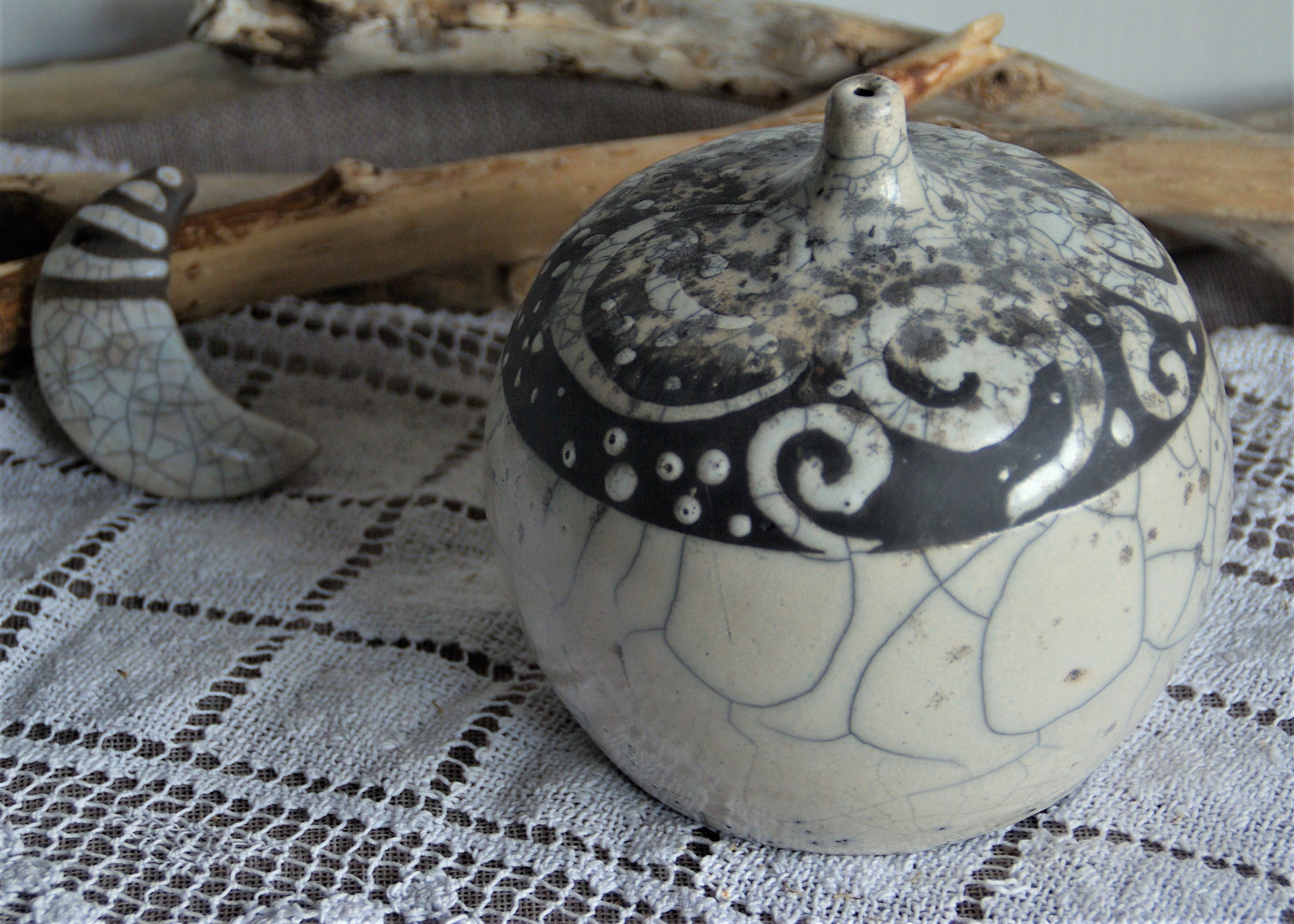 Raku ceramics black&white Raku vase Small Ceramic Ikebana | Etsy