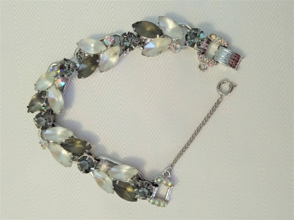 Juliana / D & E Necklace and 5-link Bracelet Set / Smoky Gray, Frosted ...
