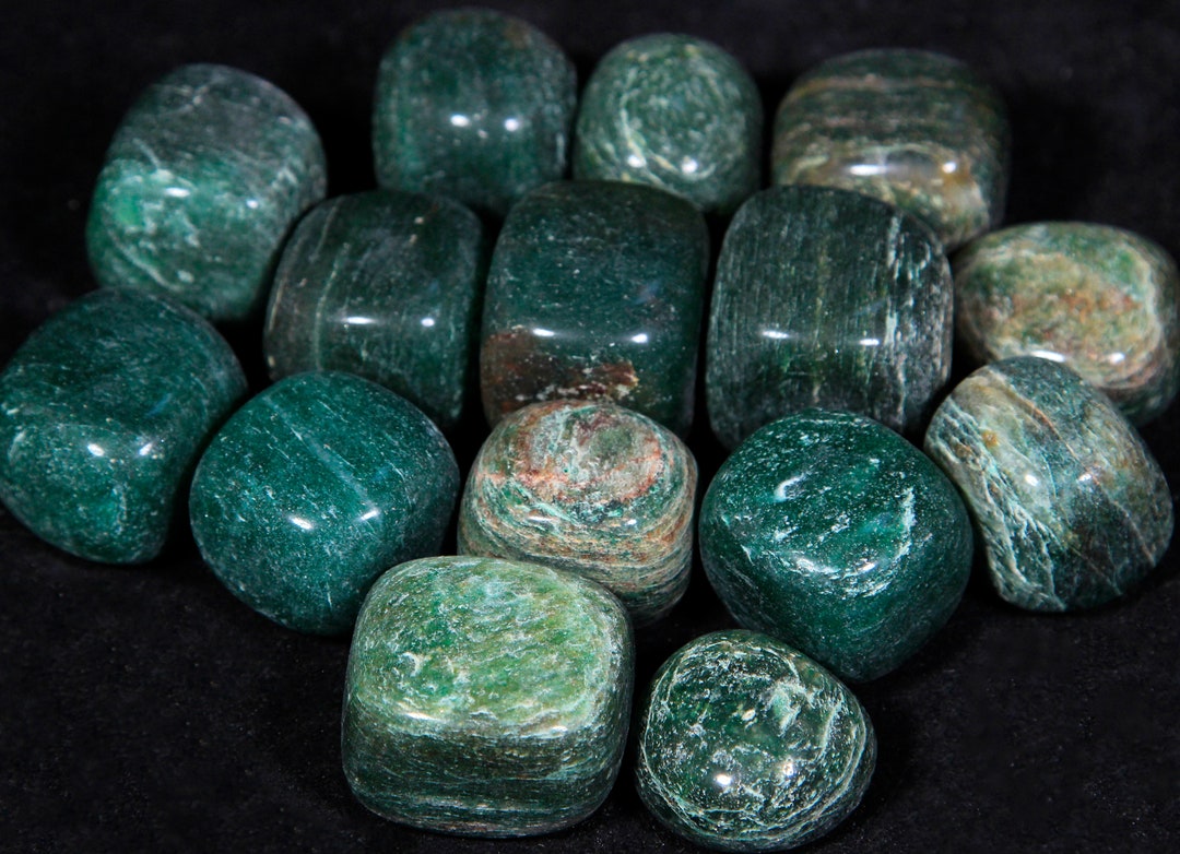 Tumbled Green Jade Medium 26mm-32mm - Etsy