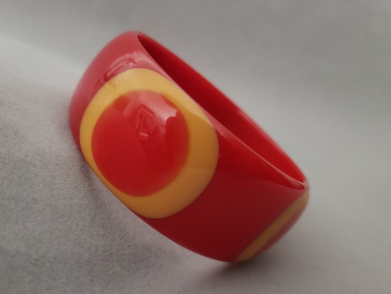 SIGNED SHULTZ Bulls Eye Tomato Bakelite Bangle Vintage Red Bakelite Bracelet W Egg Yolk Orange Dots Etsy