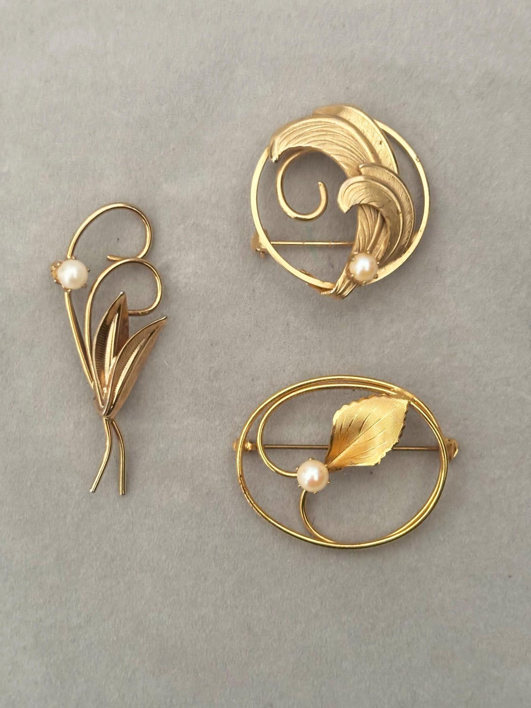 1950s Set of Three (3) Gold Tone and Pearl Botanical Brooches | 50s ...