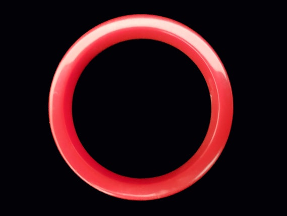 1940s Rich Cherry Red Sliced Bakelite Bangle | 40s Vi… - Gem