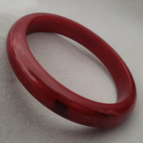 Cherry Red Bakelite - Etsy