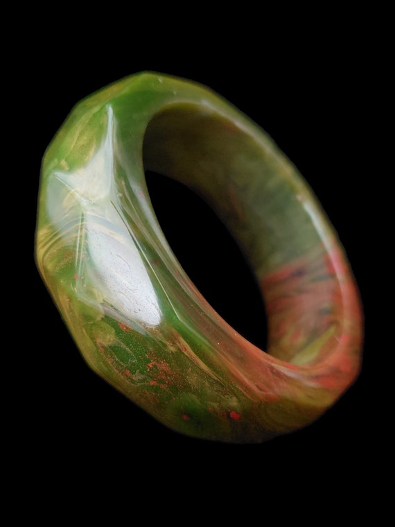 1940s Chunky Green and Red Marbled Bakelite Bangle | … - Gem