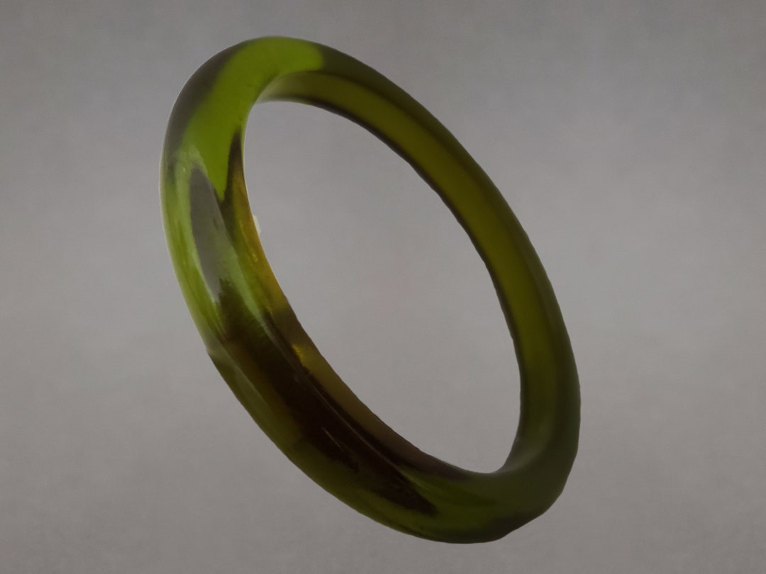 1930s Prystal Green Bakelite Bangle 30s Vintage Translucent Domed ...