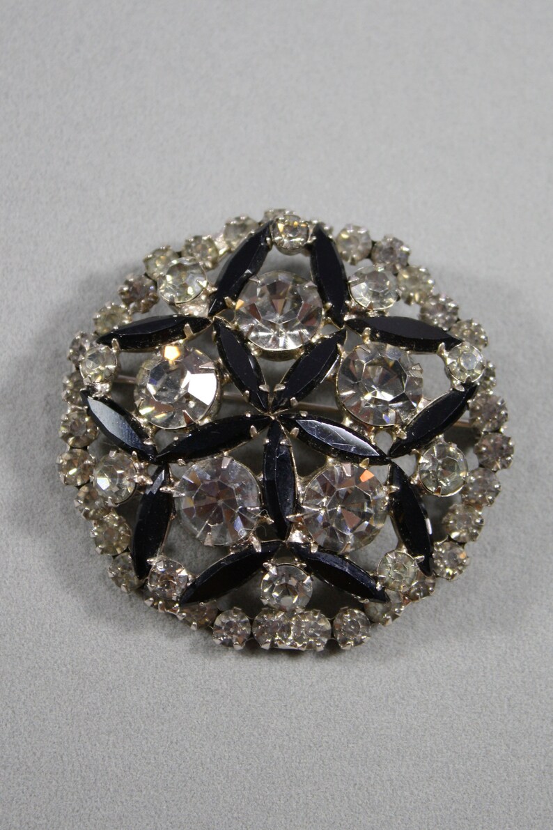 1950s Round Rhinestone Brooch 50s Vintage Circular Black | Etsy