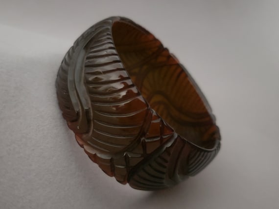1930s Leaf Carved Prystal Green Bakelite Bangle | 30s… - Gem