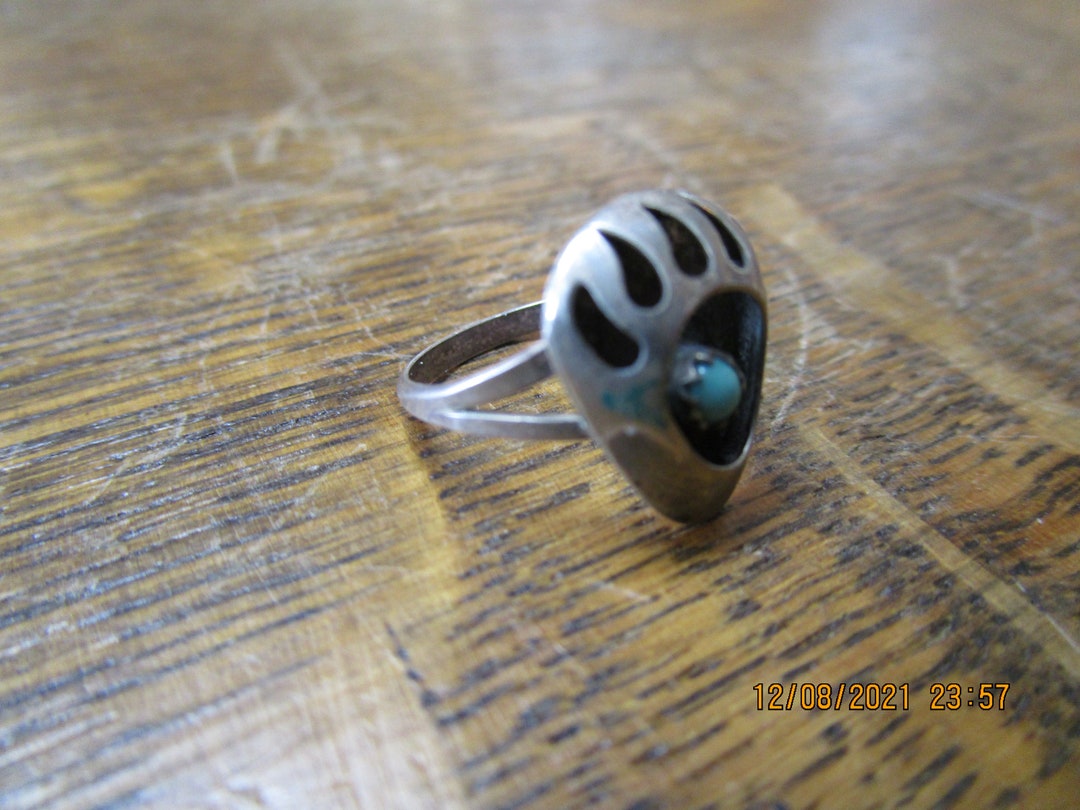 Vintage Bear Claw Ring - Etsy