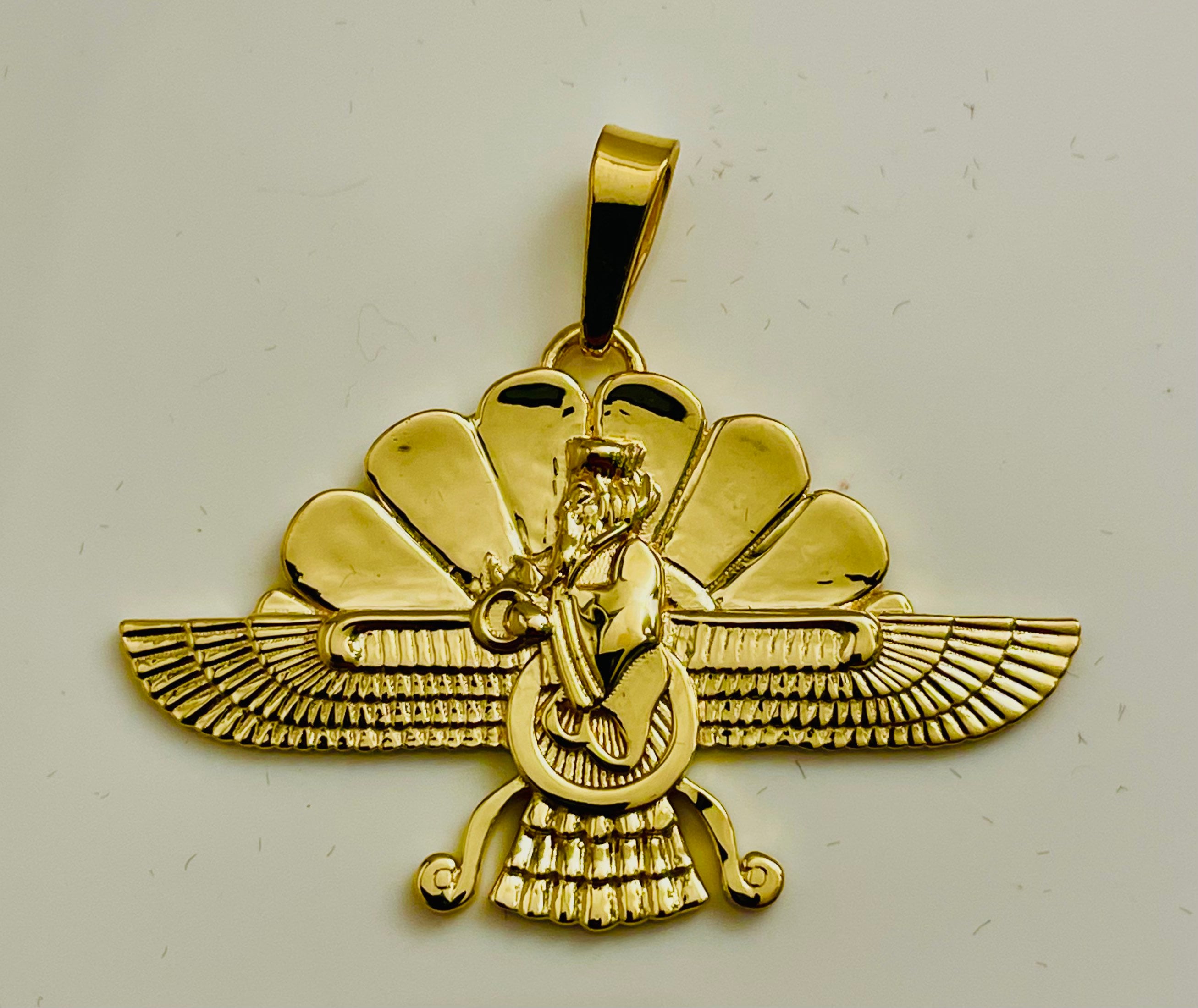 18k Gold Farvahar Pendant With Nilofar Abi Hakhamaneshi Takht Jamshid ...