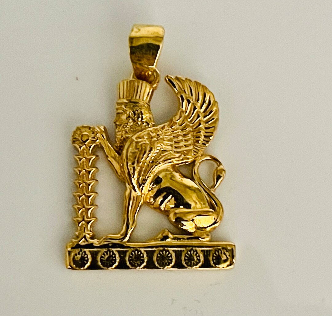 18k Gold Pendant Shir E Neshaste Hakhamaneshi Takht E Jamshid ...
