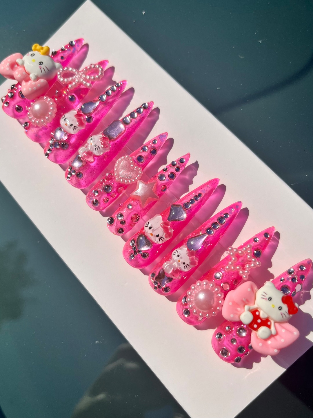 Hello Kitty BADDIE Hand-painted Customized Press on Set (kit Included ...